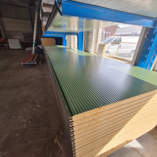 Sandwichpaneel wand 40mm donkergroen